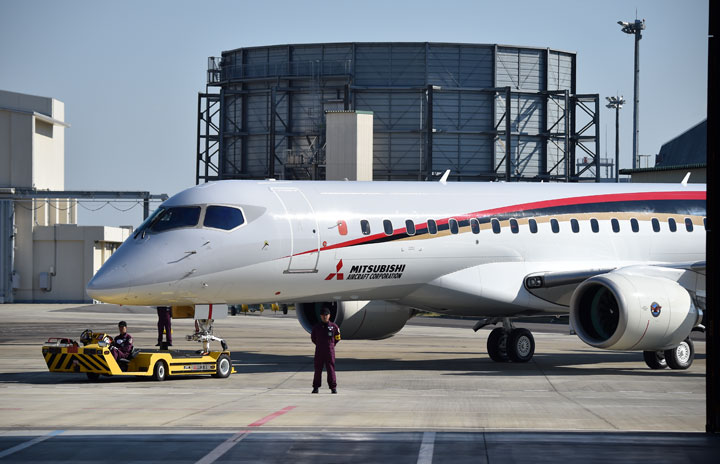 MRJの初飛行、11月9日以降に 5度目の延期