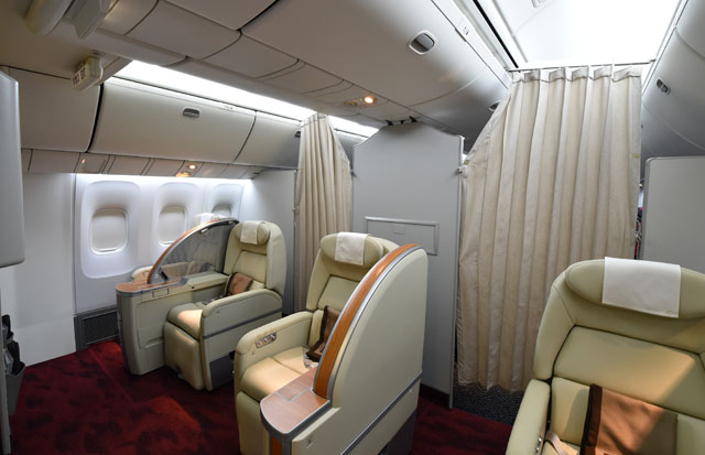 JAL、国内線767にもファーストクラス 今日から伊丹便に