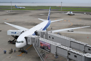 ANA、PWエンジン777運航再開 10月までに全機復帰