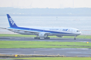国内線唯一500席級、ANAが777-300運航再開 PWエンジン機復帰進む