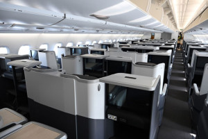 個室ファーストクラスも準備万端 写真特集・3年越しのANA A380 3号機就航