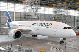 ANA新ブランドAirJapan、787お披露目 シートピッチ広めで訪日客狙う