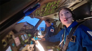 ANA、777シミュレーターで宇宙飛行士候補者のCRM訓練 JAXAから受託