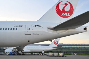 「未来が過去になっていく瞬間」JAL 777-300ER、きれいな姿で初退役 4号機がラストフライト
