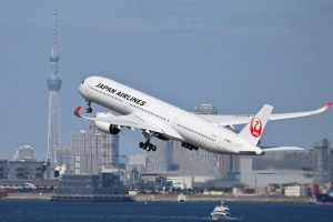 JAL、CAのインターン募集 学校推薦を初導入