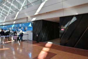 ANA、PCや飲み物出さず保安検査 羽田上級会員カウンター12月刷新