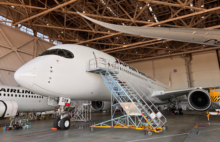 241209_A350K_jal_13-720
